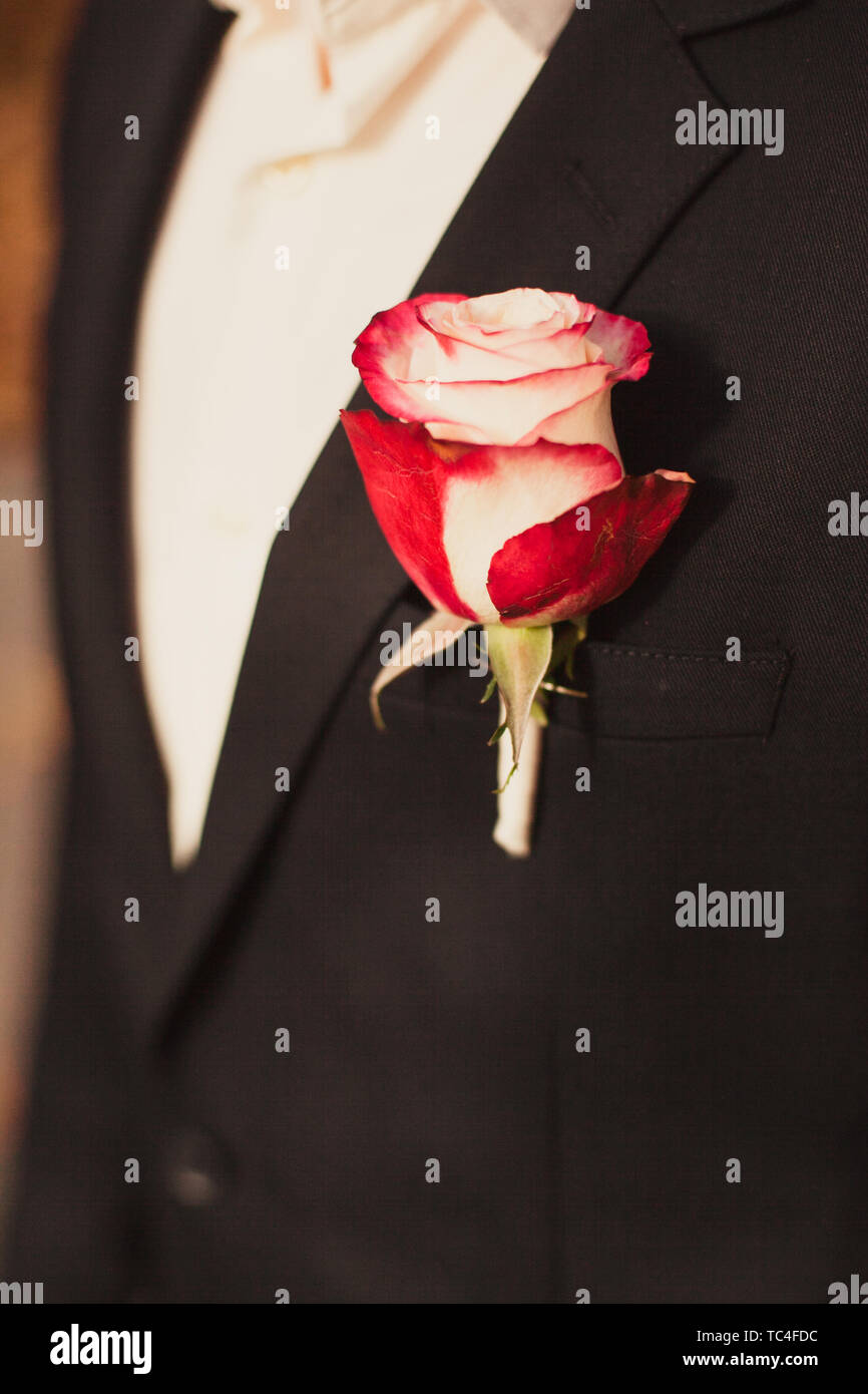 Black and red floral suit hi-res stock photography and images - Alamy