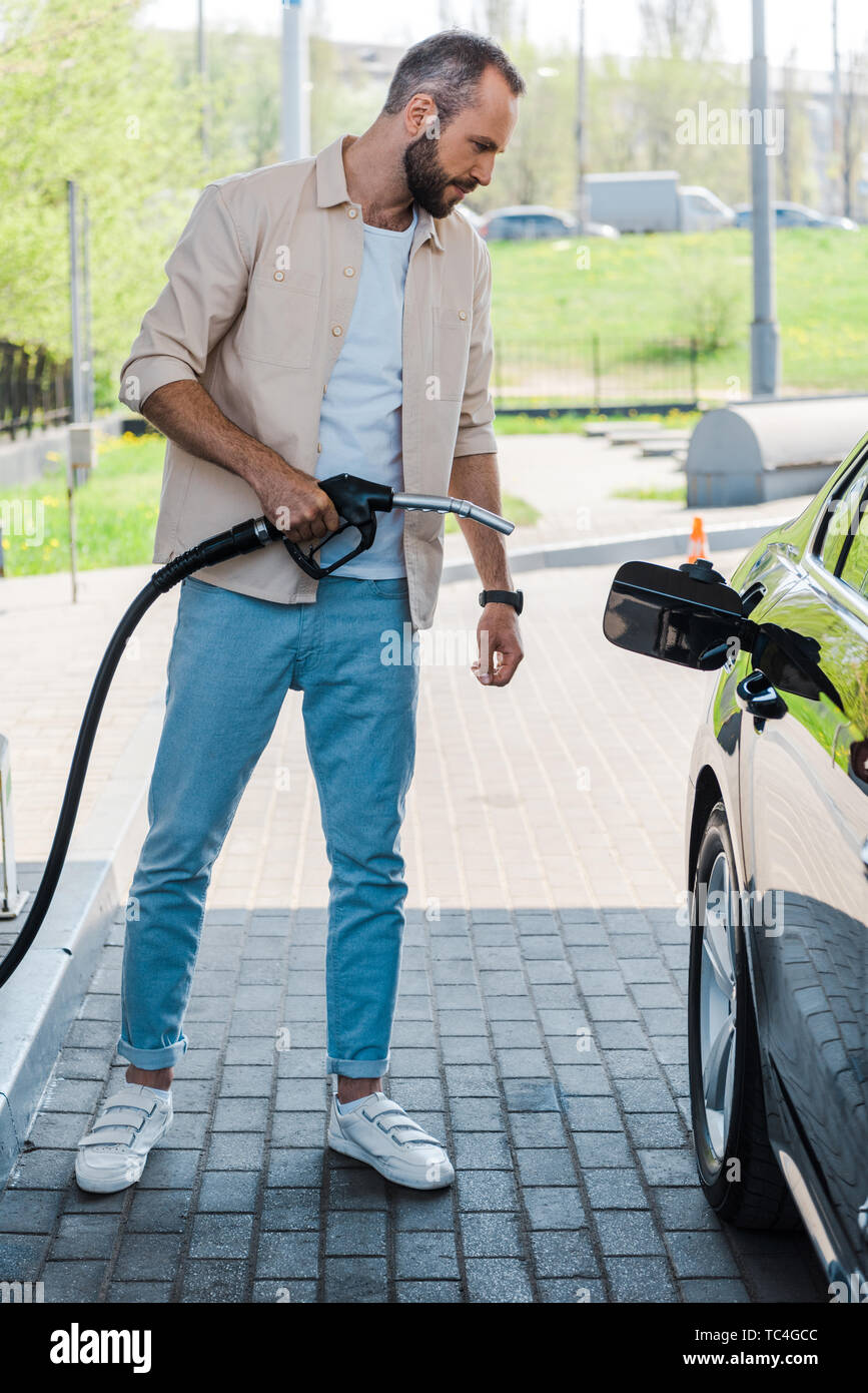 Black car gas station hi-res stock photography and images - Alamy