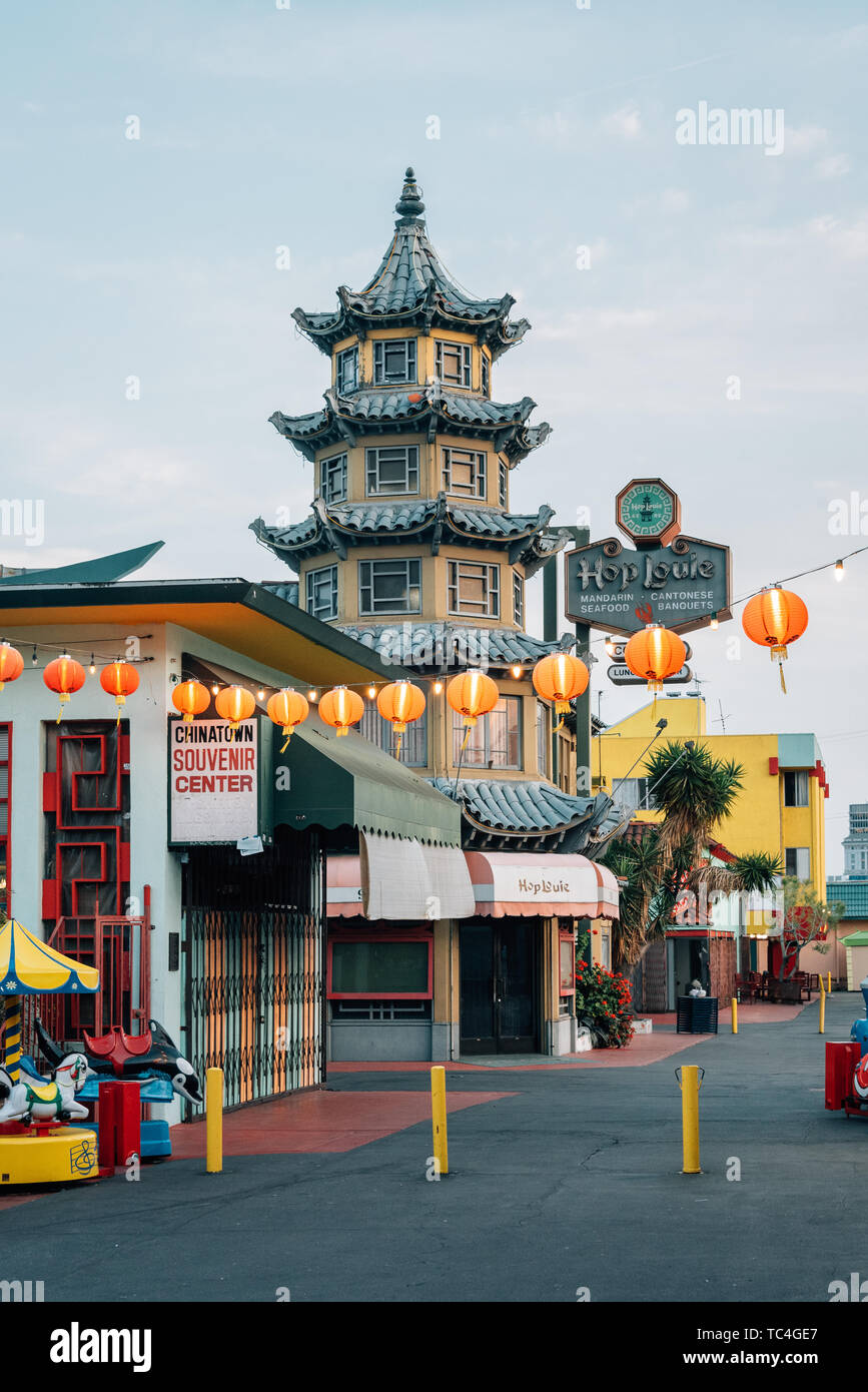 Architecture of chinatown hi-res stock photography and images - Alamy