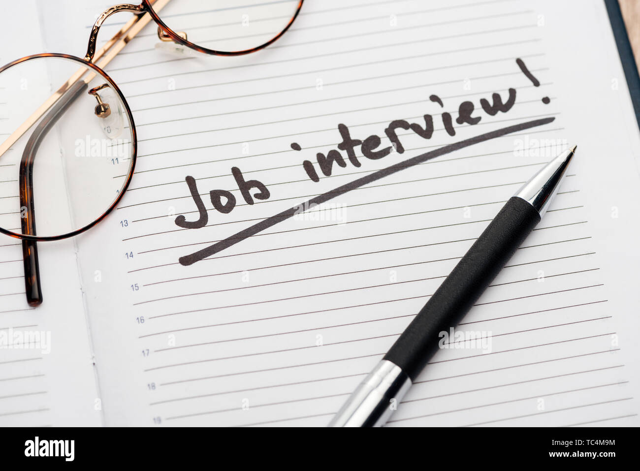 Interview symbols hi-res stock photography and images - Alamy