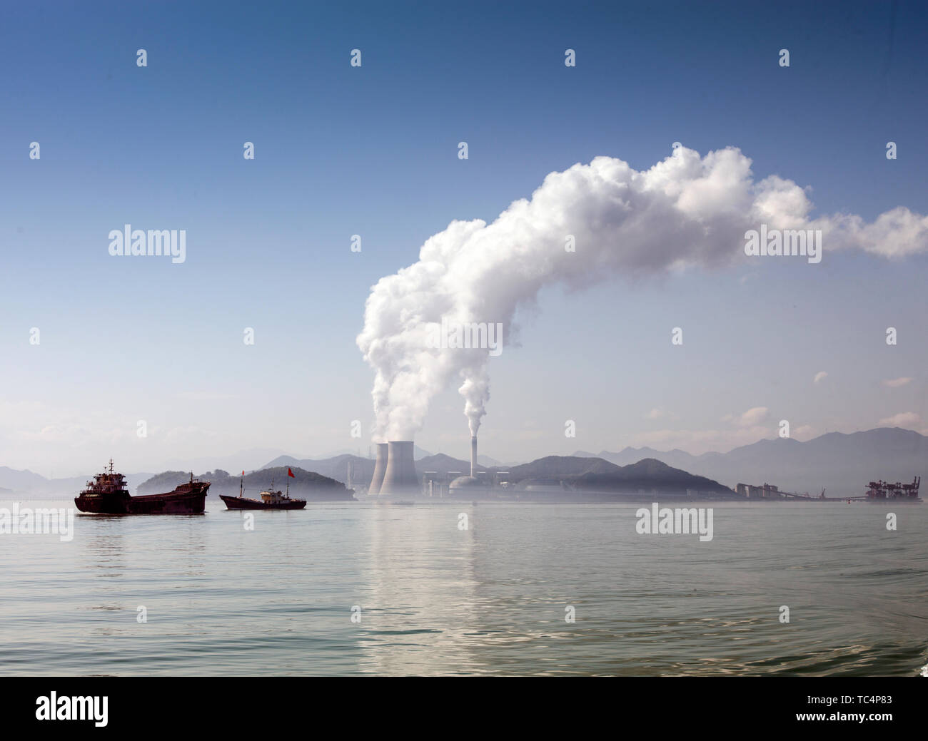 Scenery of Xiangshan Bay, Ningbo Stock Photo - Alamy