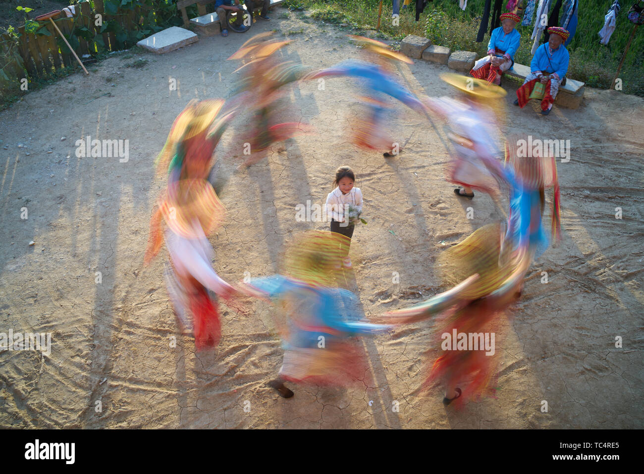 Rotating colors hi-res stock photography and images - Alamy