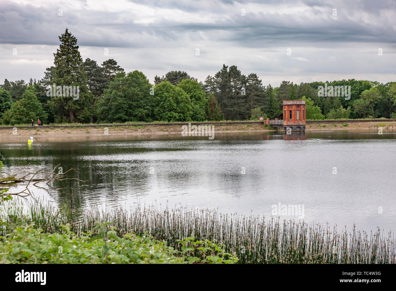 Edwarding water tower at Sywell Country Park, Northamptonshire, uk ...