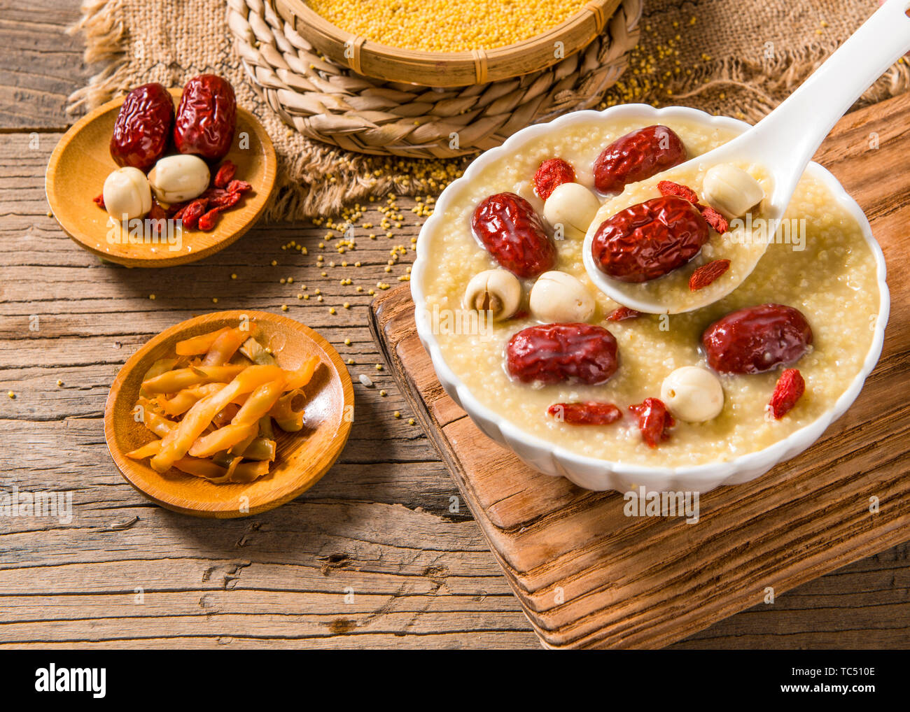 Ear of millet hi-res stock photography and images - Alamy
