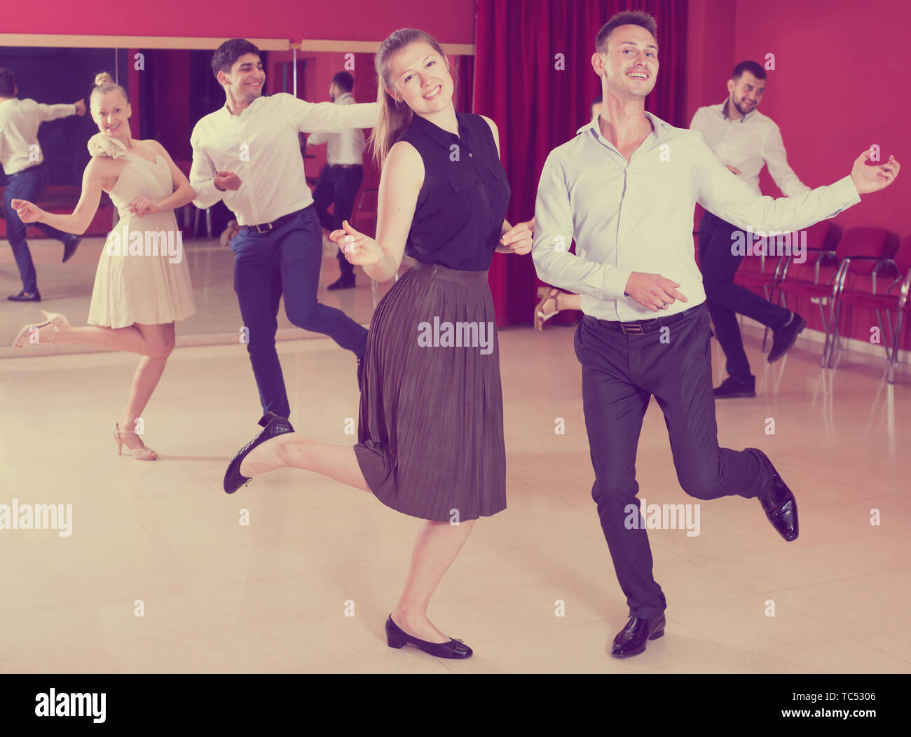 Couples practice studio dance hi-res stock photography and images - Alamy