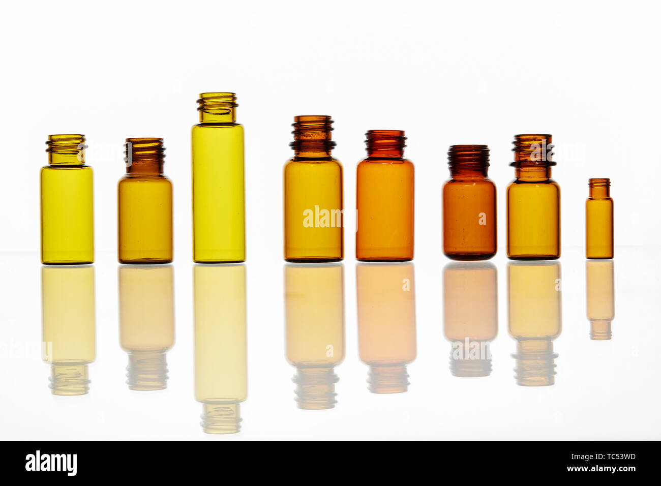 Solvents hi-res stock photography and images - Alamy