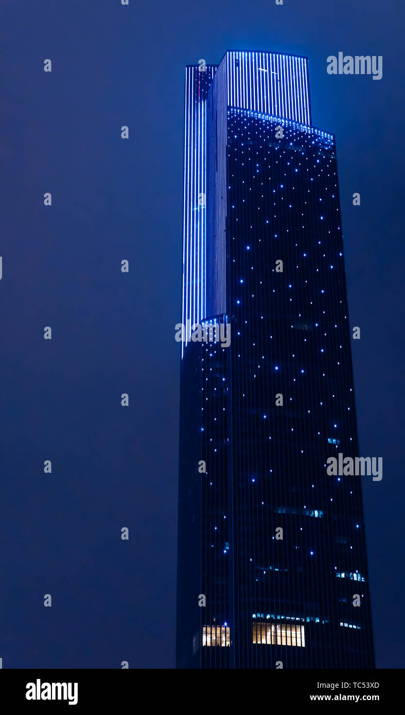 Guangzhou, Huacheng Square, night view Stock Photo - Alamy