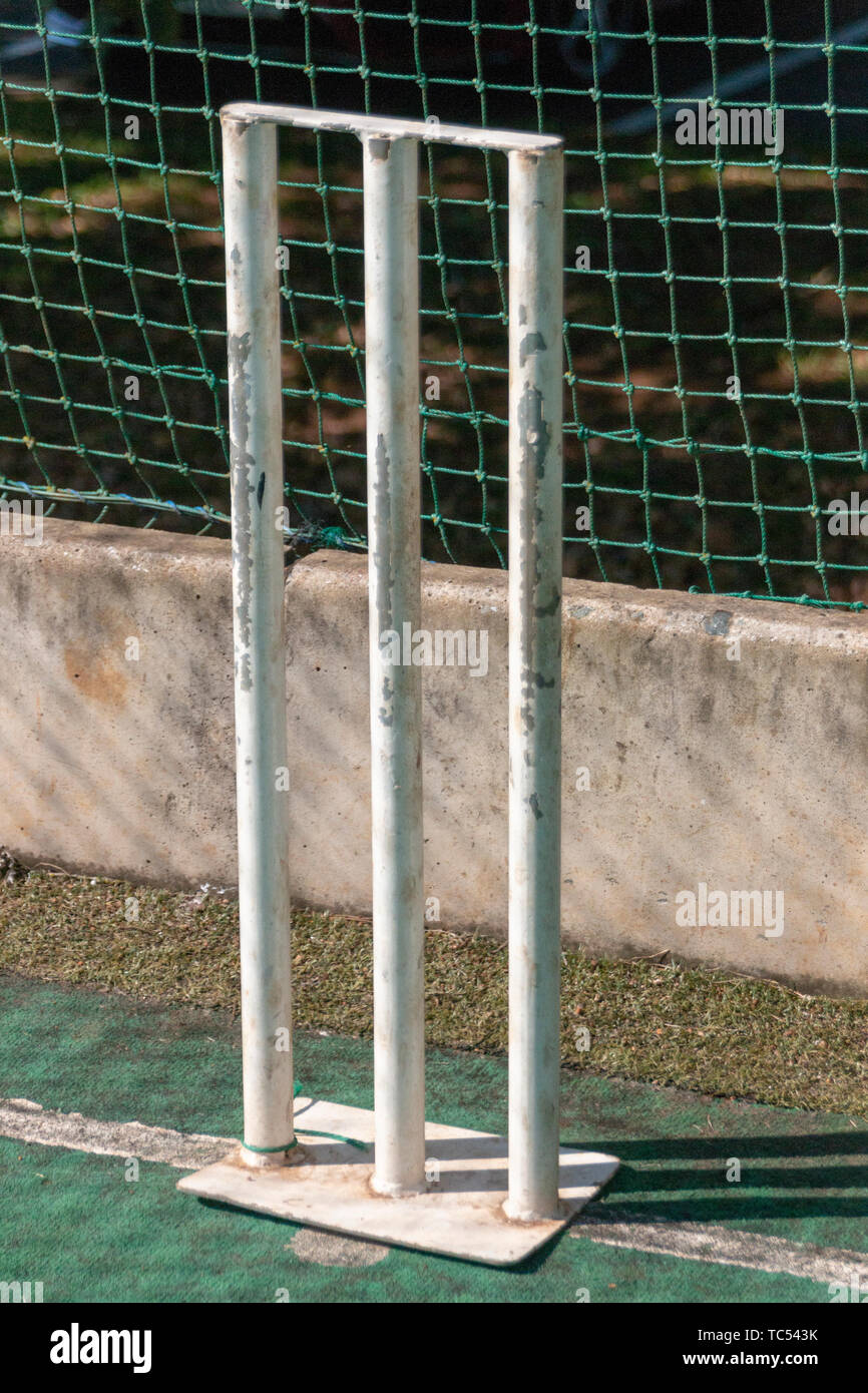 Fallen metal structure hi-res stock photography and images - Alamy