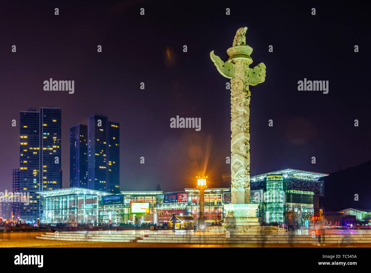 Xinghai square dalian china hi-res stock photography and images - Alamy