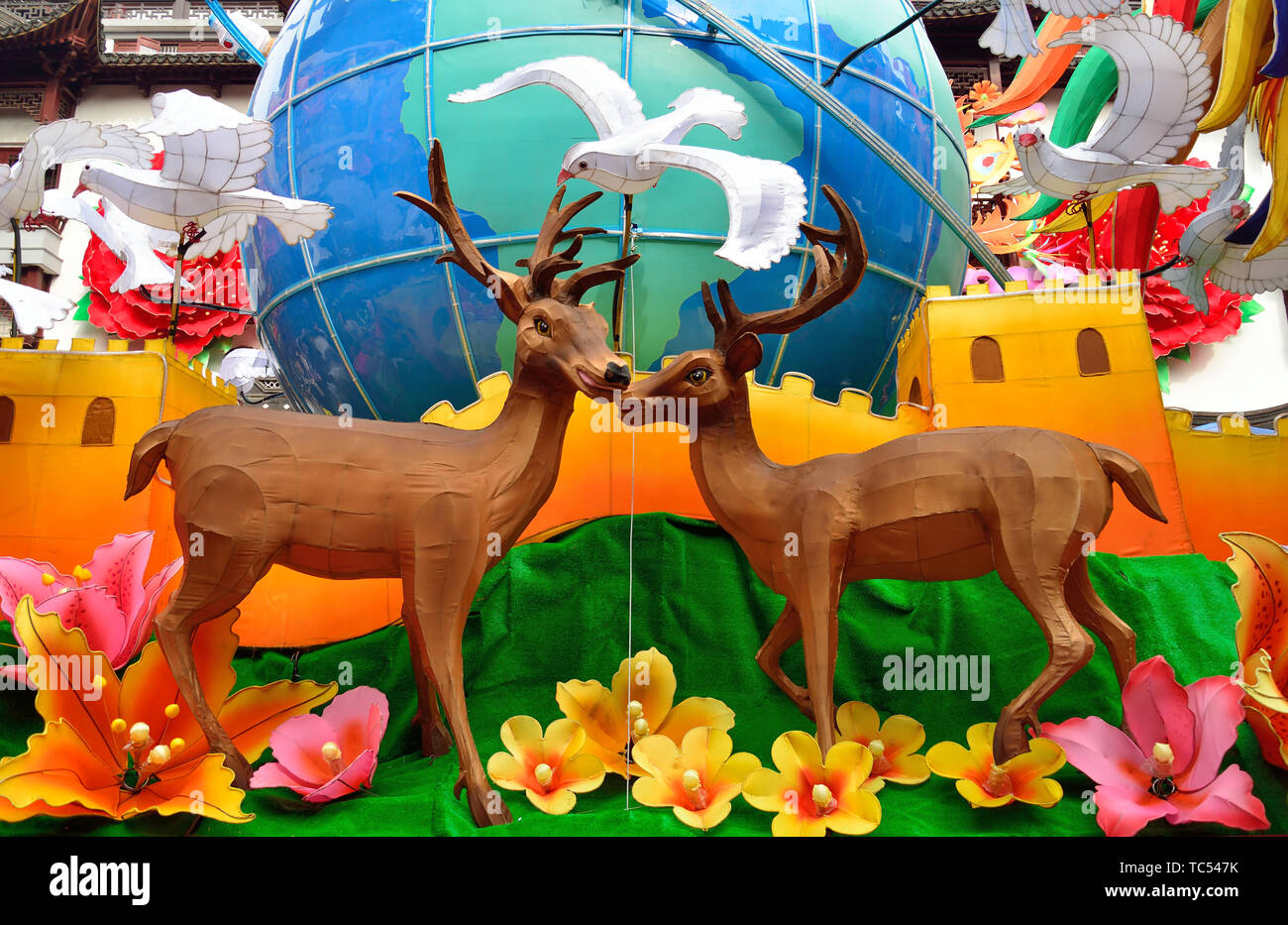 Animal lanterns hi-res stock photography and images - Alamy