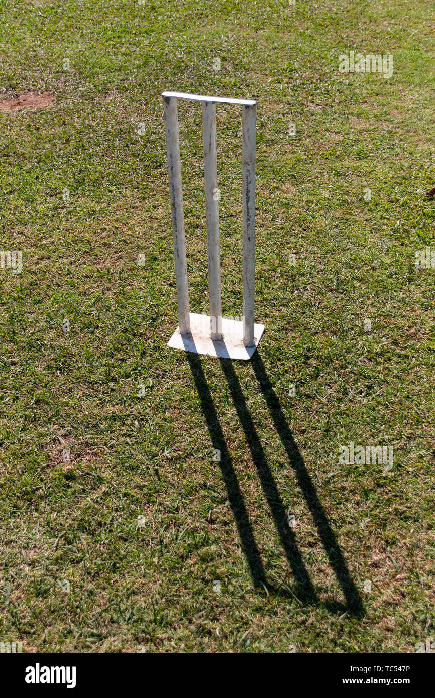 A close up view of a outdoor cricket wickets Stock Photo - Alamy