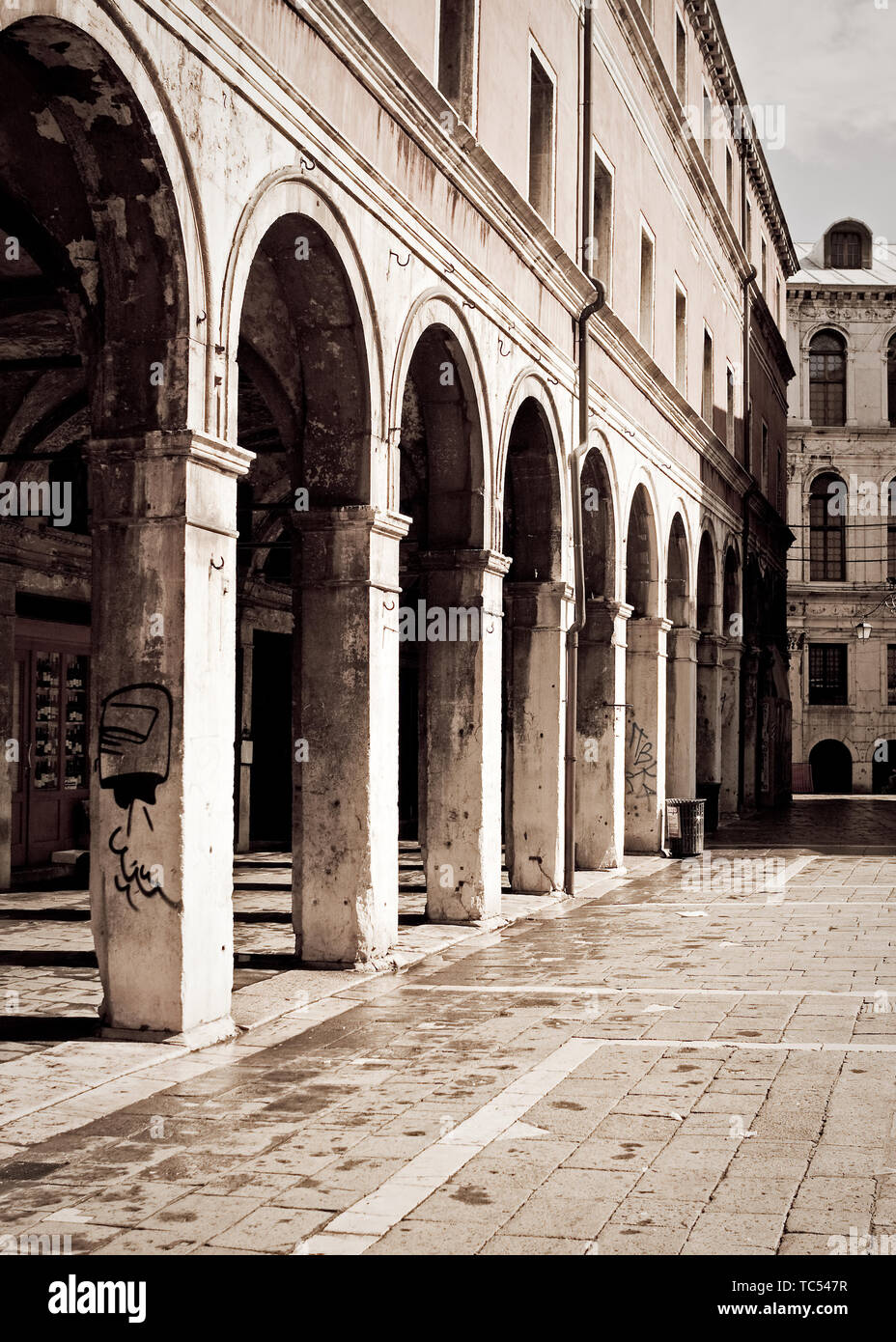Architectural arches in an Italian piazza in Venice, Italy Stock Photo ...