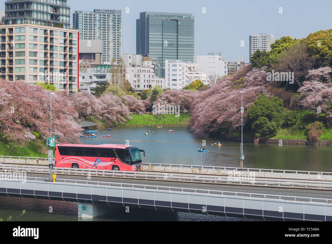 Rivers and transport systems hi-res stock photography and images - Alamy