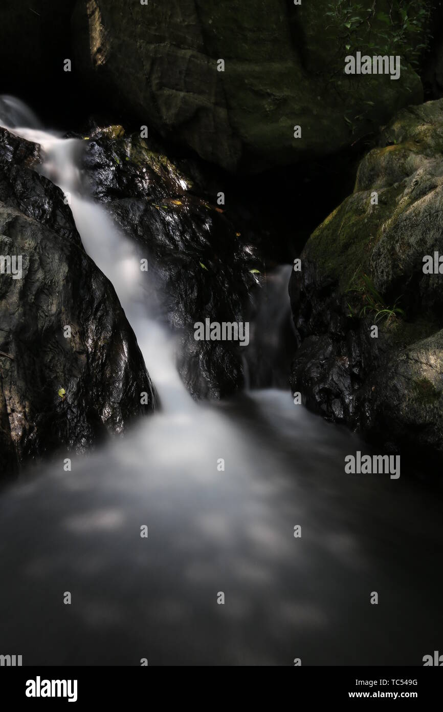 Streams wet and sports hi-res stock photography and images - Alamy