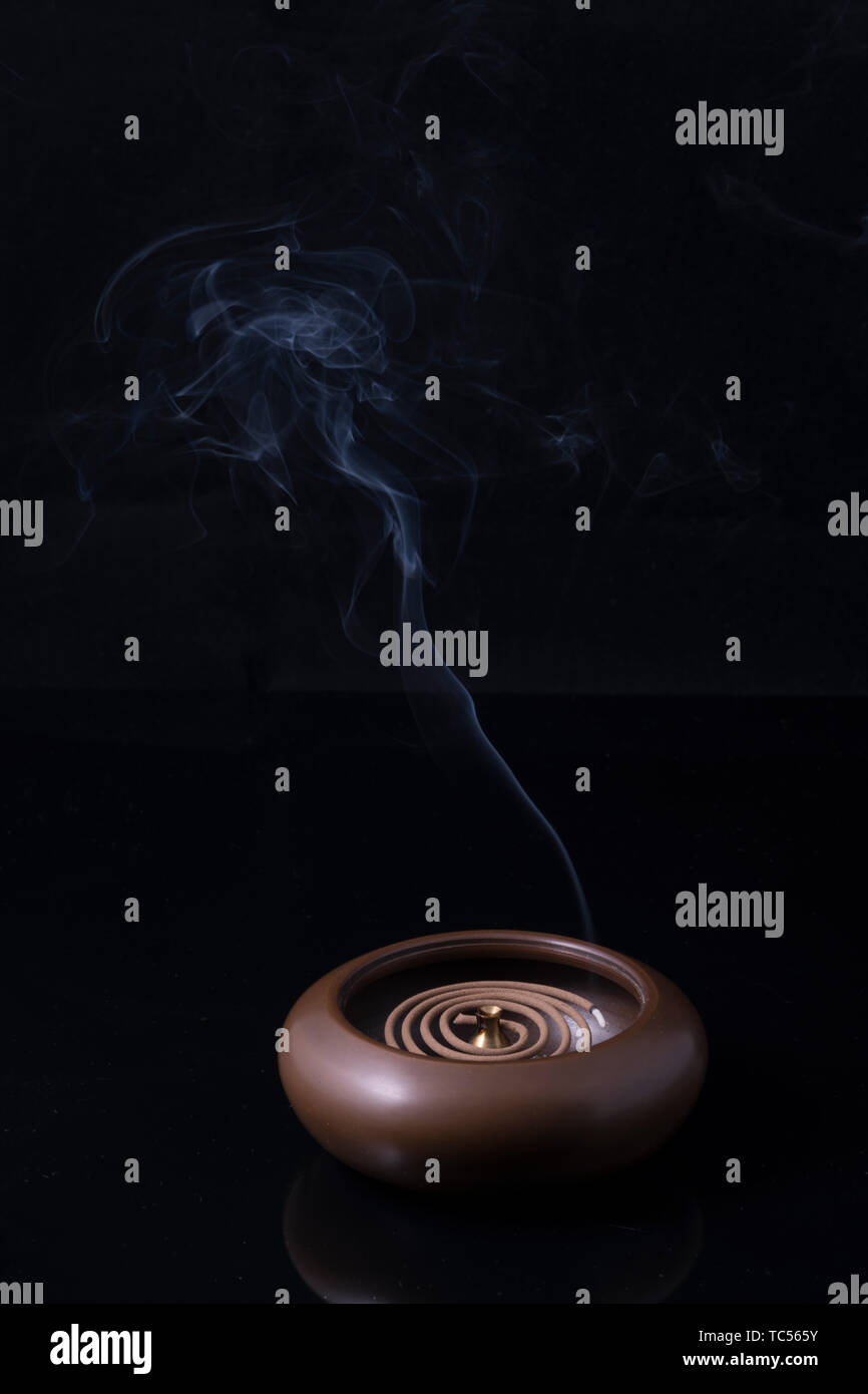 Sunken pan hi-res stock photography and images - Alamy