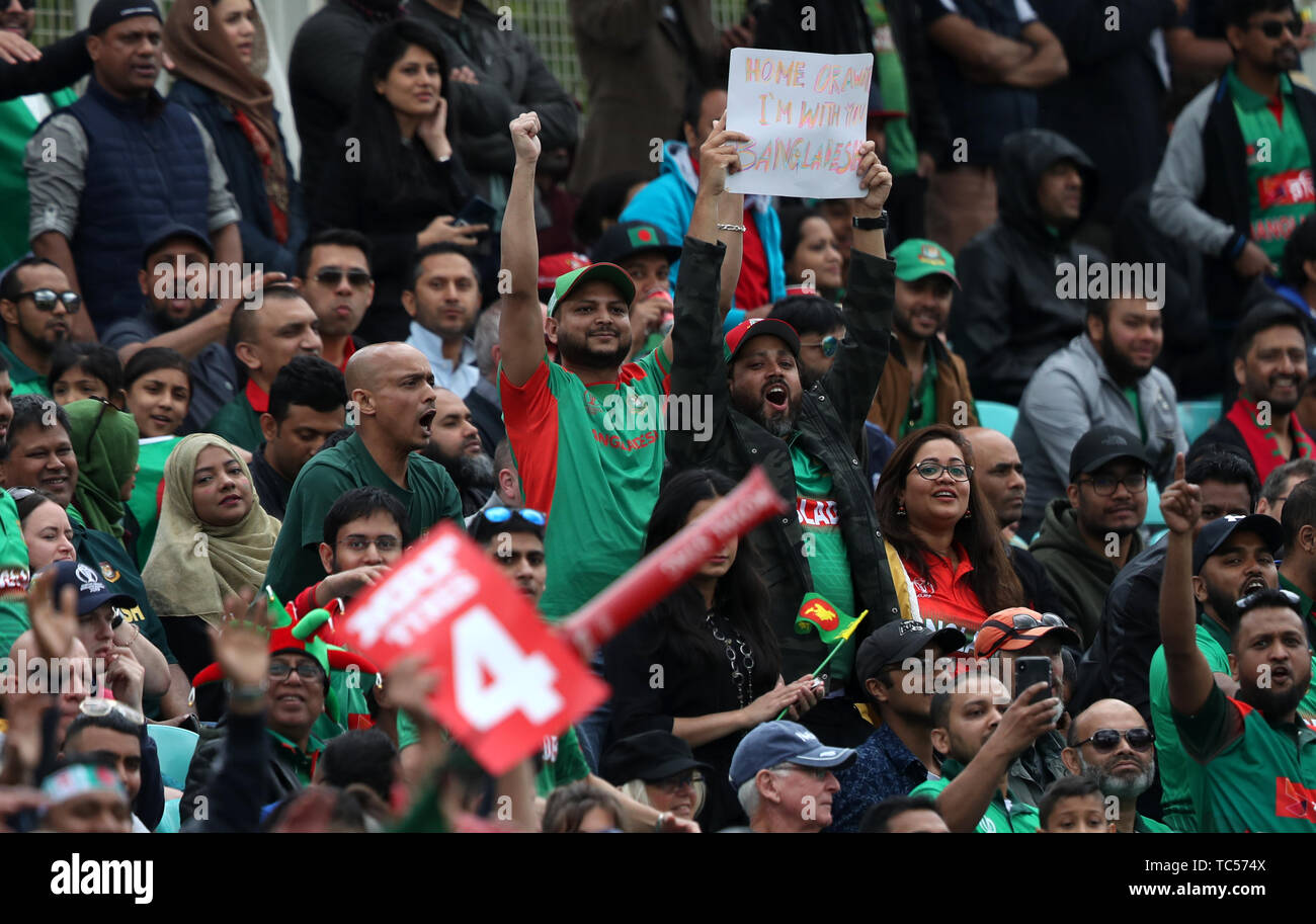 Bangladesh cricket fans hi-res stock photography and images - Alamy