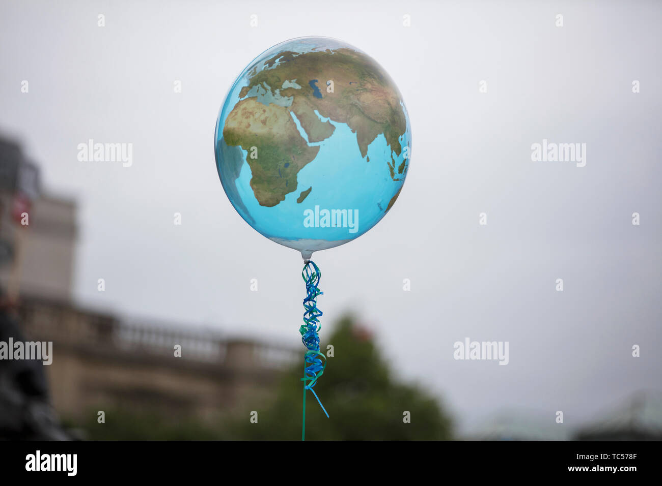 Balloon pollution hi-res stock photography and images - Alamy