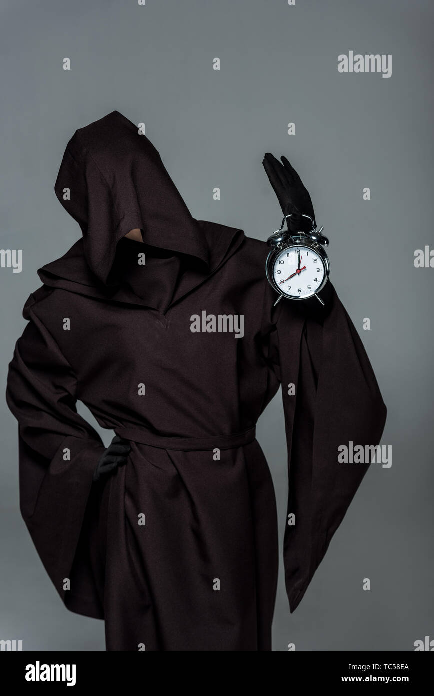 Black mantle clock hi-res stock photography and images - Alamy