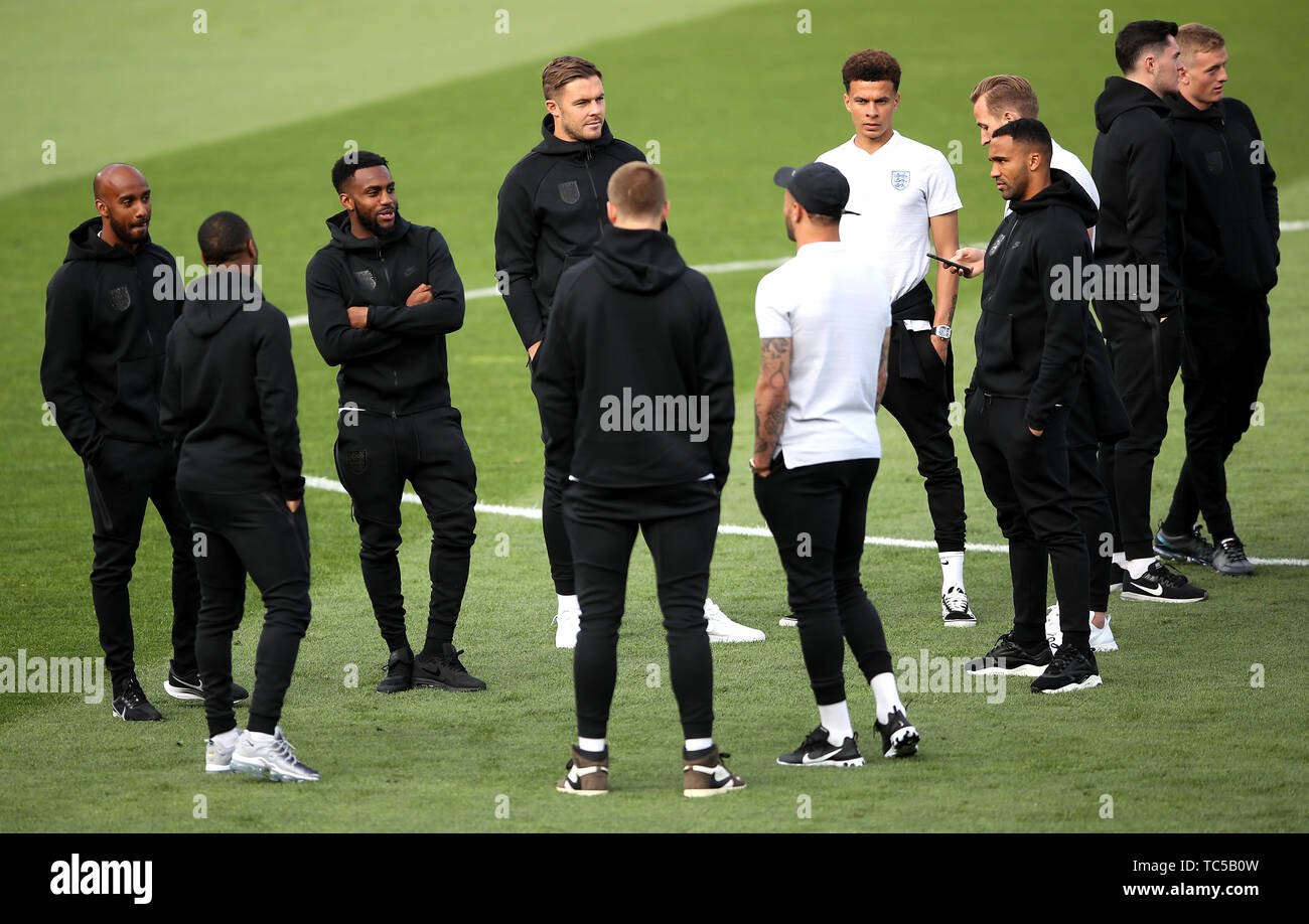 England's Jack Butland during the walk around at the Estadio D. Afonso ...