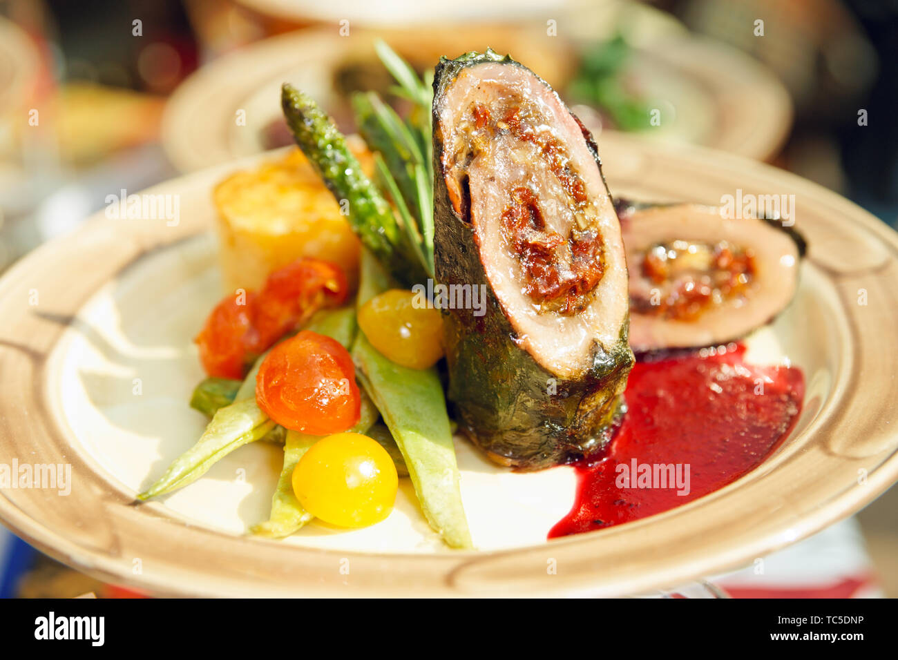 Meat roll hi-res stock photography and images - Alamy