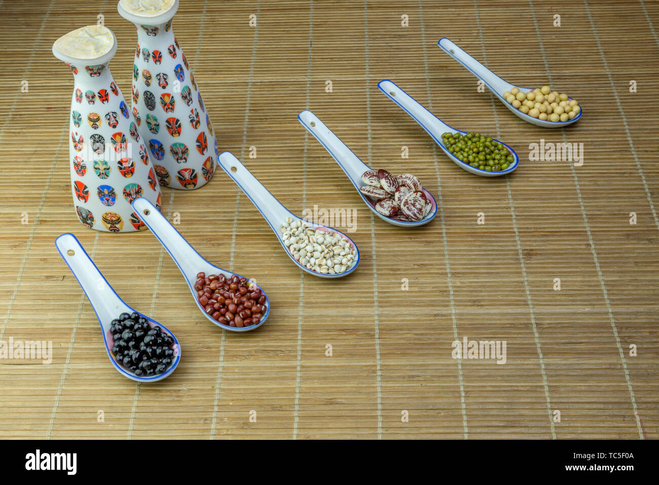 A staple of grains and beans Stock Photo - Alamy