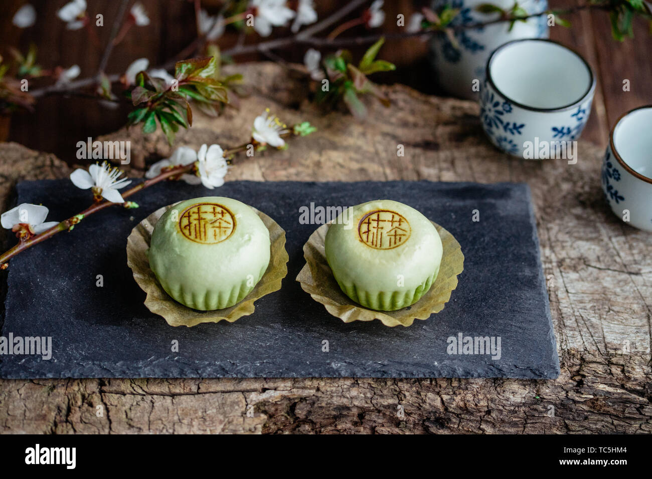Matcha desserts hi-res stock photography and images - Alamy