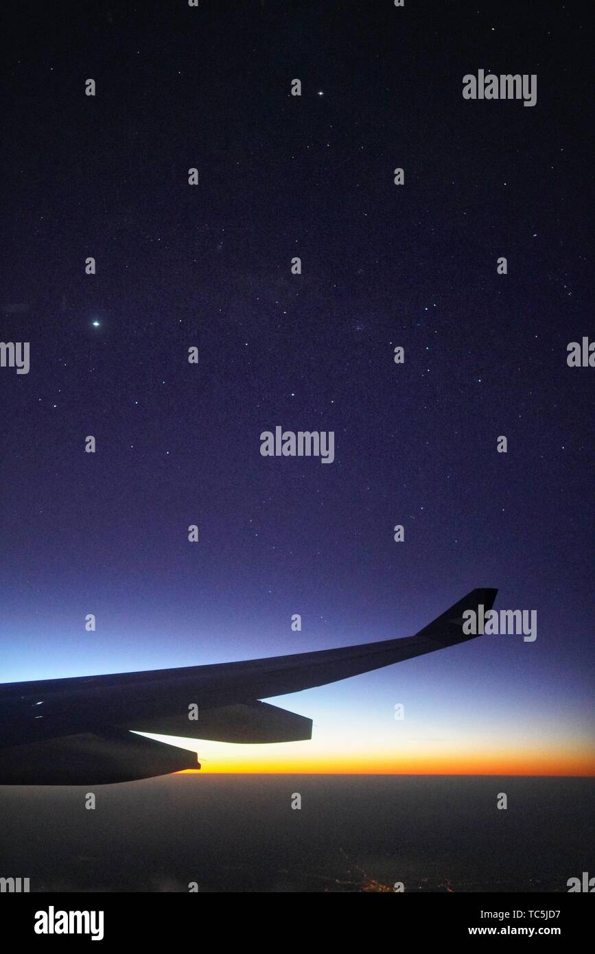 Stars moon and plane hi-res stock photography and images - Alamy