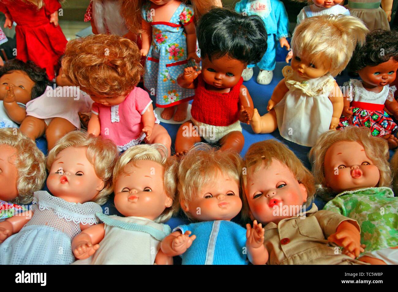 Varied group of people hi-res stock photography and images - Alamy