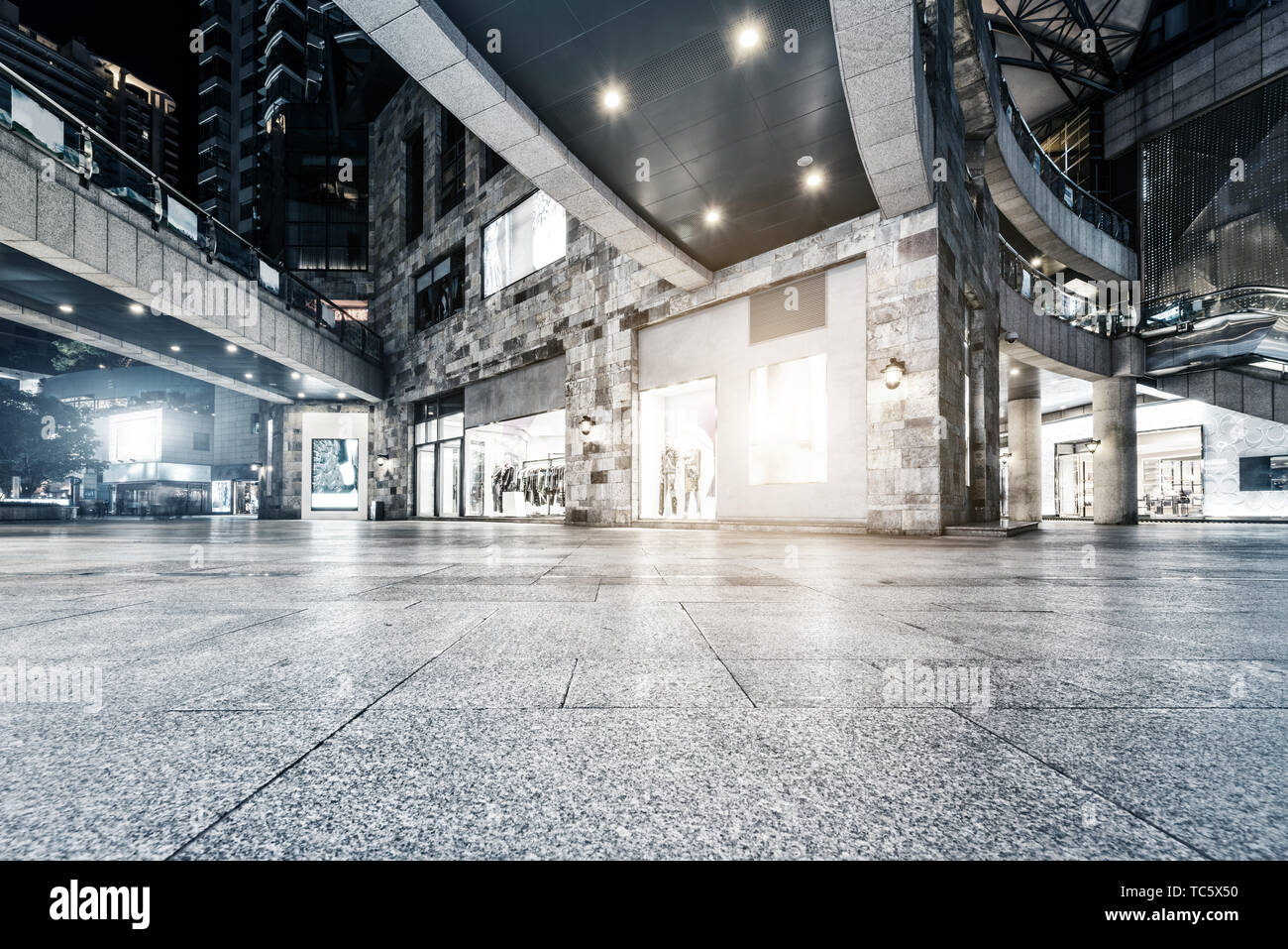 Subway expressway hi-res stock photography and images - Alamy