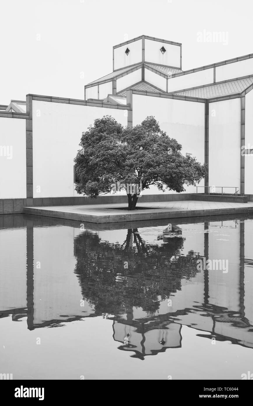 Suzhou museum interior hi-res stock photography and images - Alamy