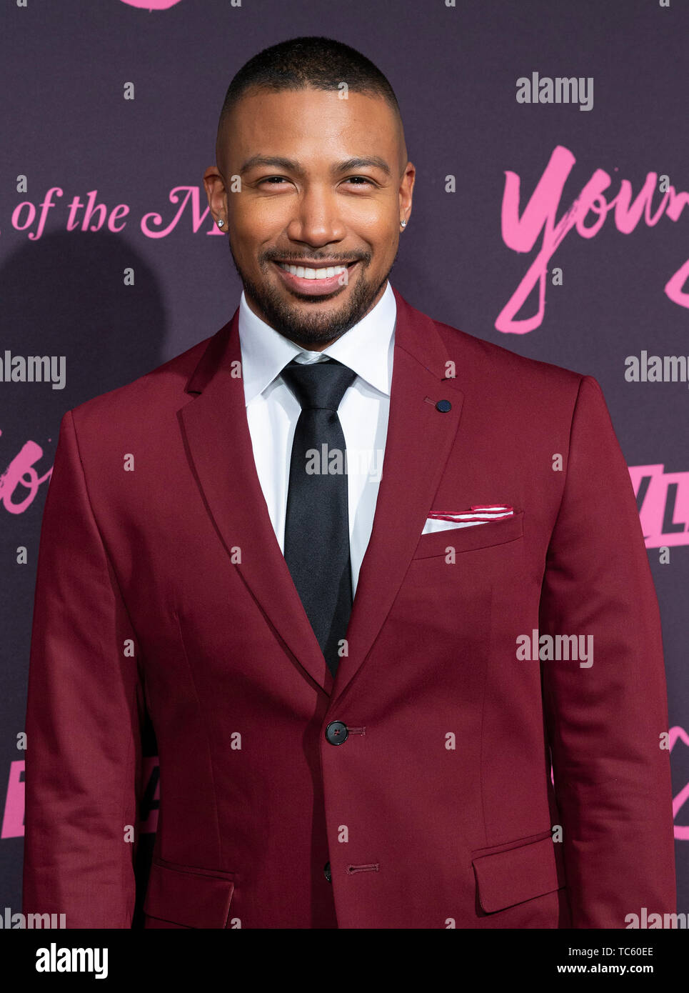 Michael vale actor hi-res stock photography and images - Alamy