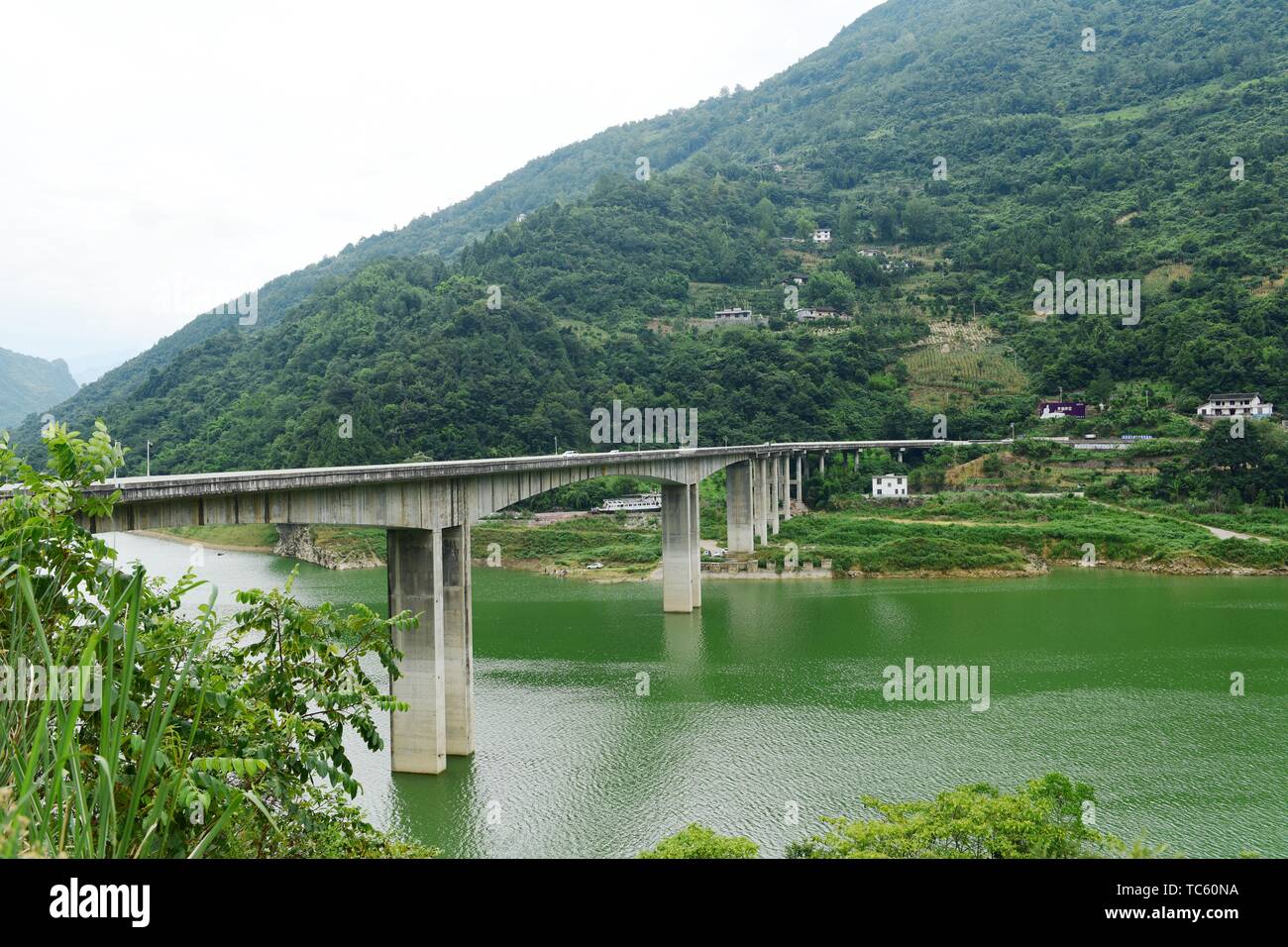 Fenshui River Bridge, Enshi City, Hubei Province, natural landscape ...