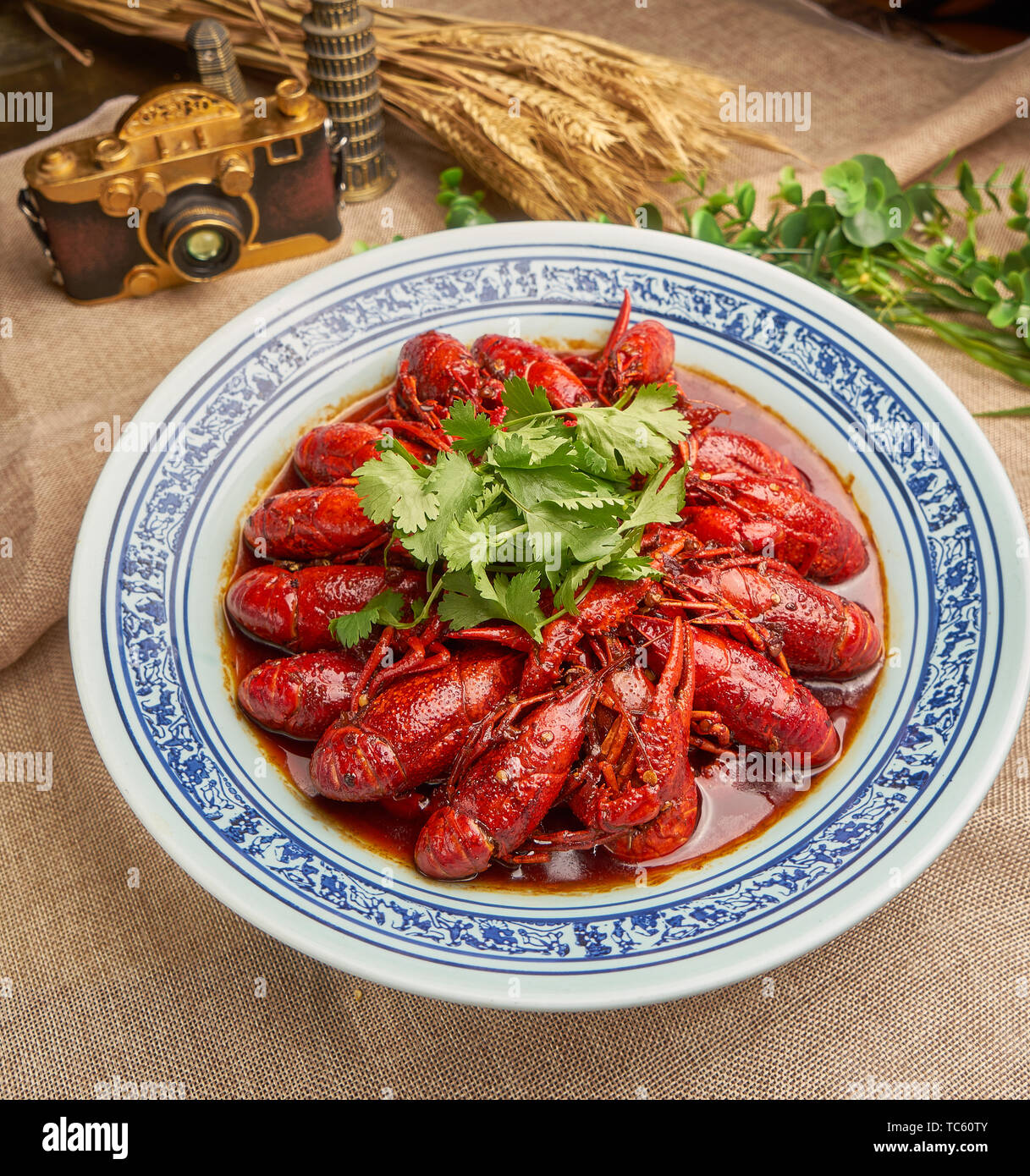 Chinese Spicy Crayfish High Resolution Stock Photography and Images - Alamy
