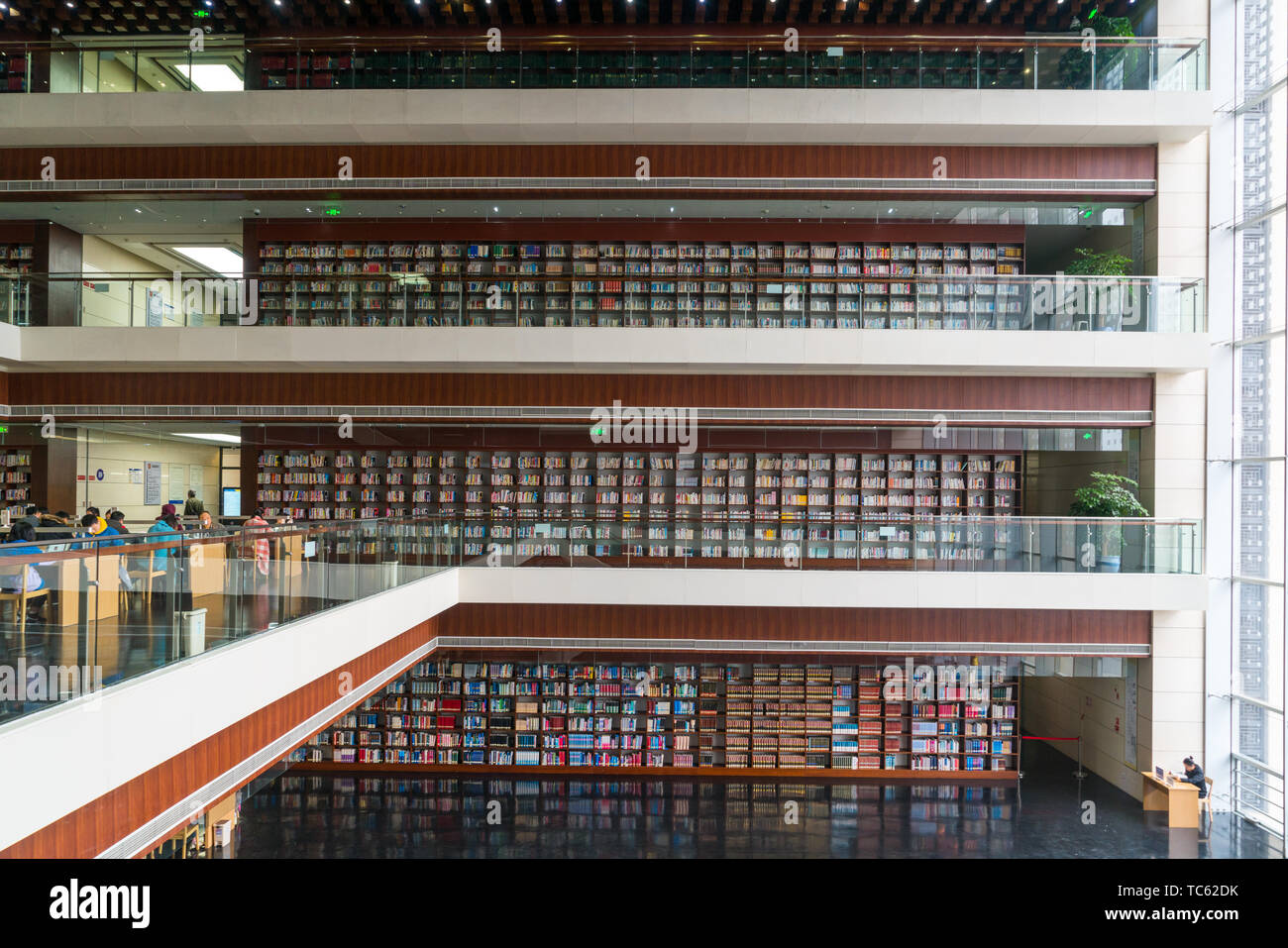 Chengdu library hi-res stock photography and images - Alamy