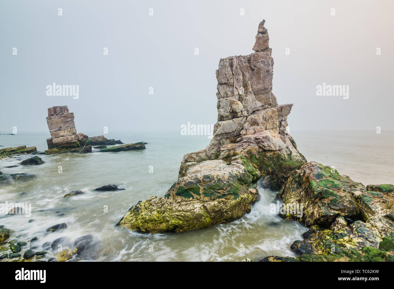 Dalian Lushun West Lake Tsui General Rock Beach Reef Stock Photo - Alamy