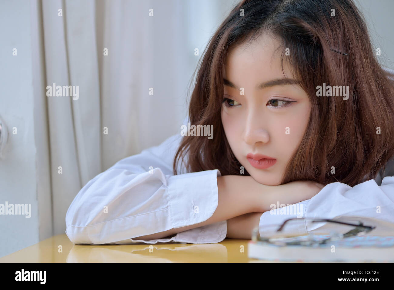 Beauty book hi-res stock photography and images - Alamy