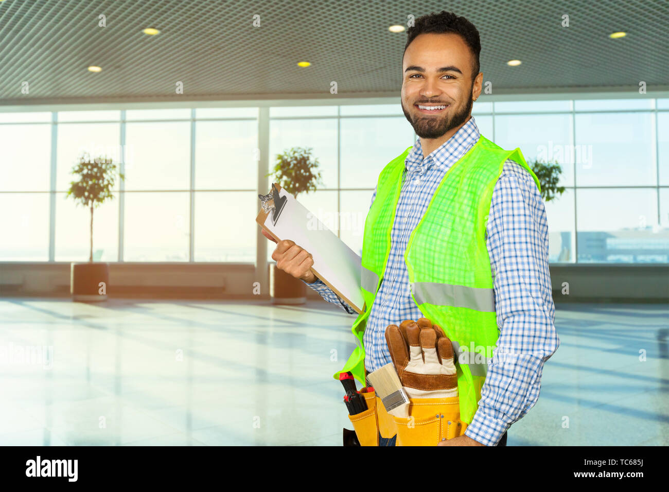 male construction worker Stock Photo - Alamy