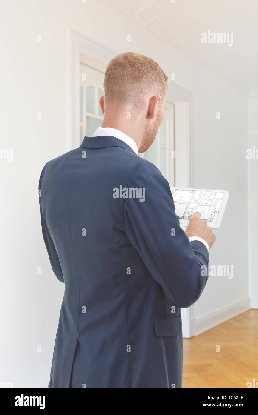 Computer building plan hi-res stock photography and images - Alamy