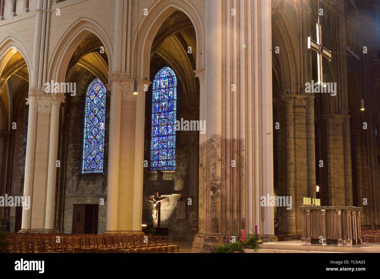 Chartres gothic cathedral stained glass hi-res stock photography and ...