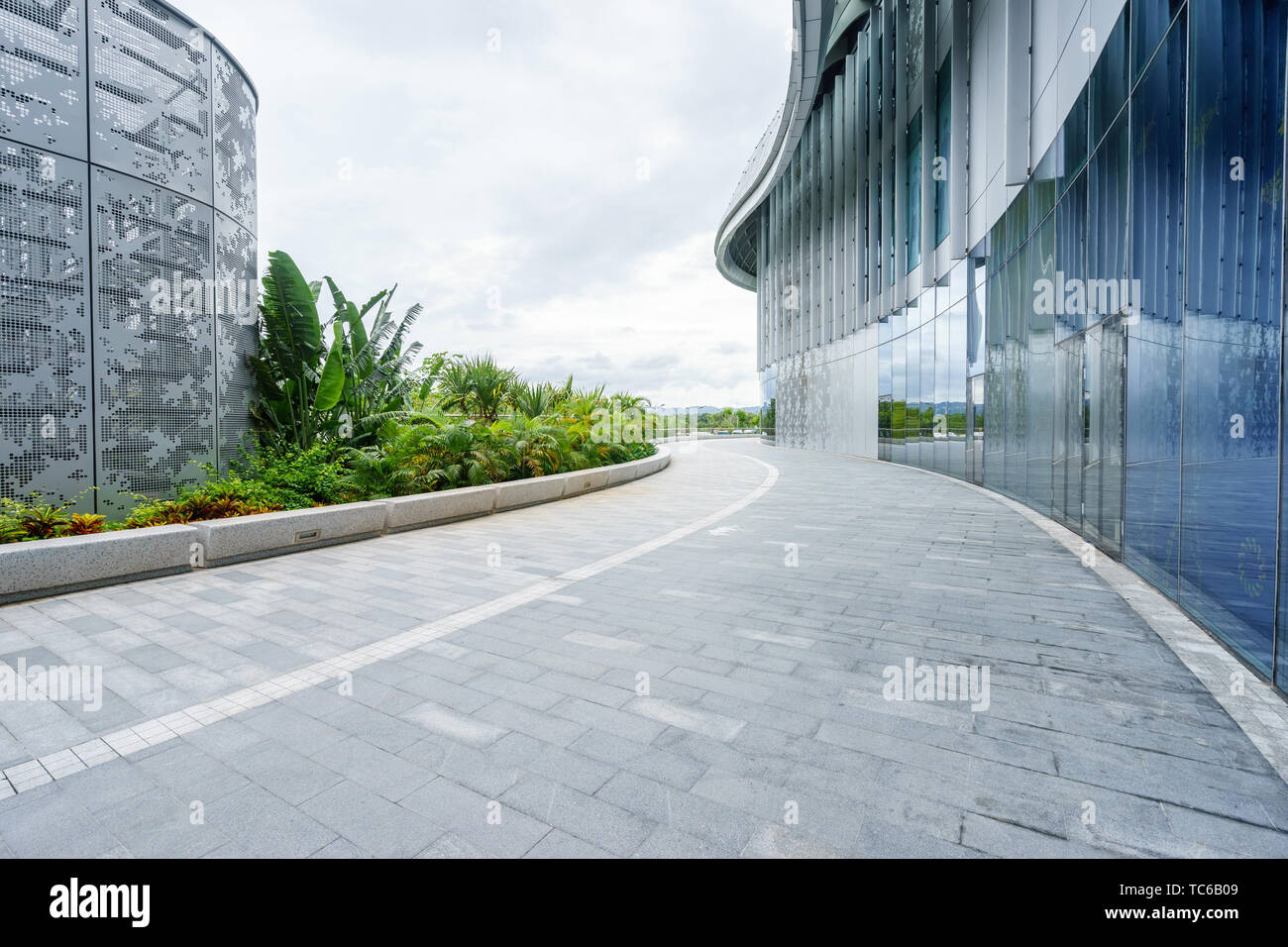 Modern building exterior Stock Photo - Alamy