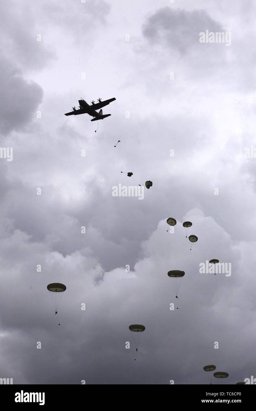 D day 75th commemorative event hi-res stock photography and images - Alamy