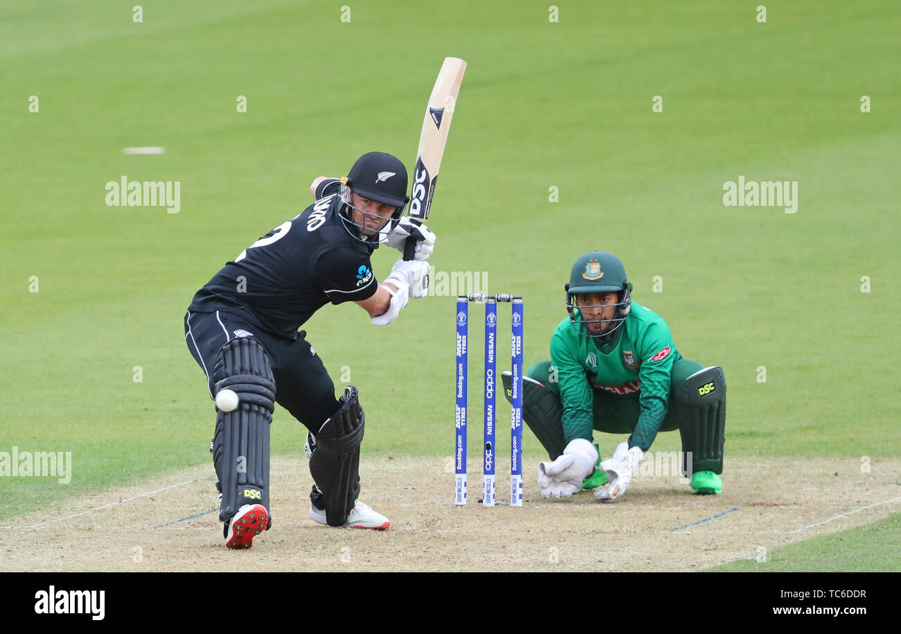 LONDON, ENGLAND. 05 JUNE 2019: Colin Munro of New Zealand batting as ...