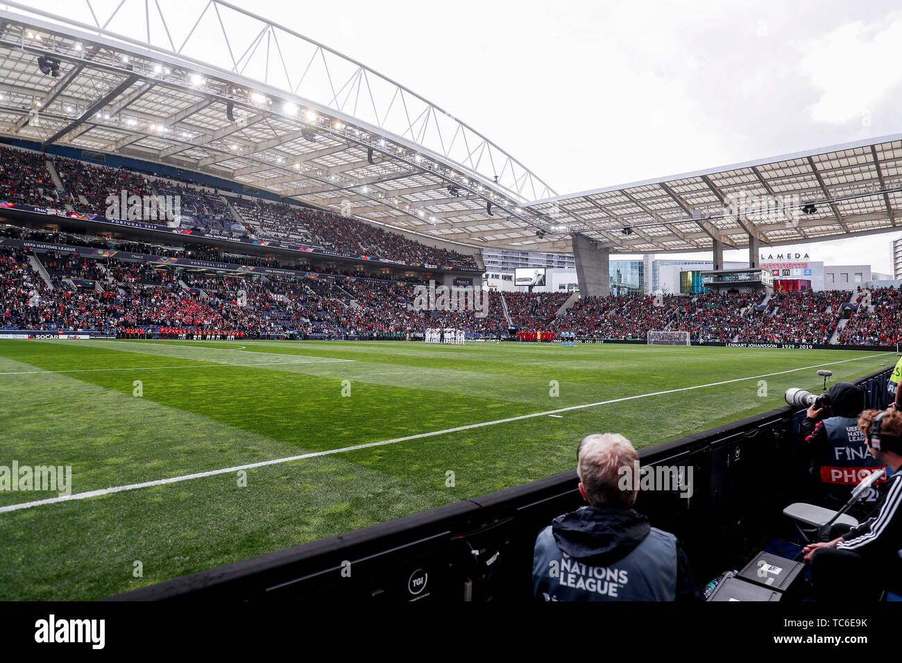 Estadio do dragao stadium hi-res stock photography and images - Alamy