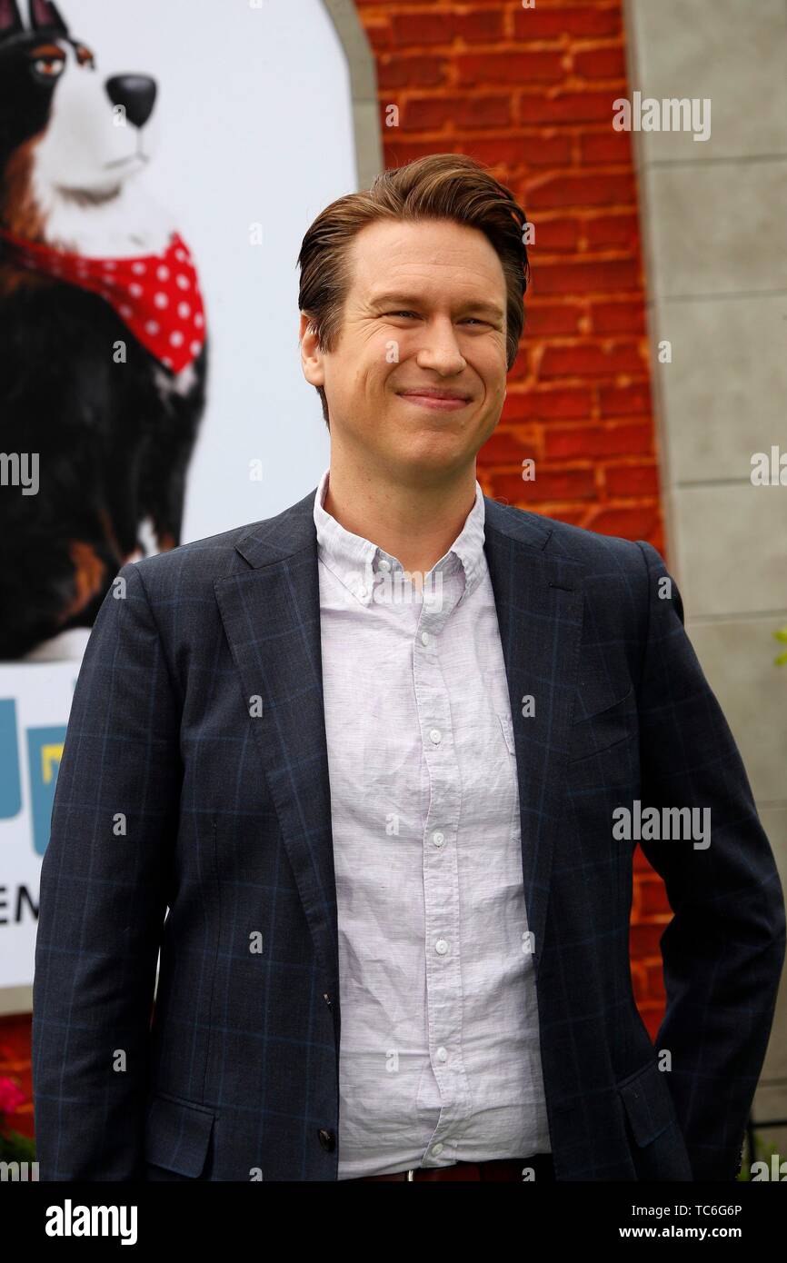 Los Angeles, CA, USA. 2nd June, 2019. Pete Holmes at arrivals for THE ...