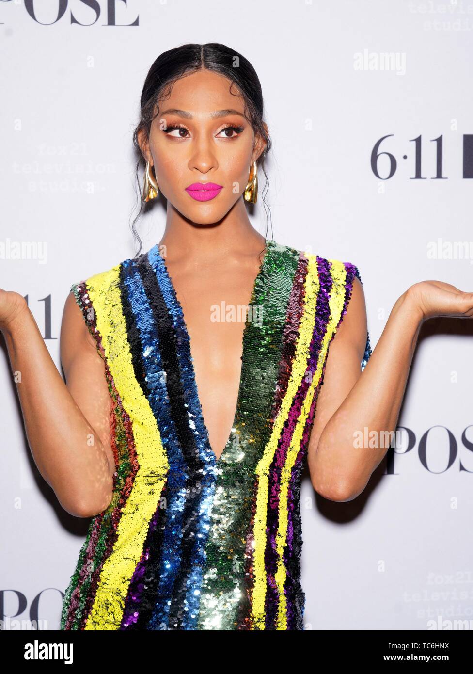 Fx pose mj hi-res stock photography and images - Alamy