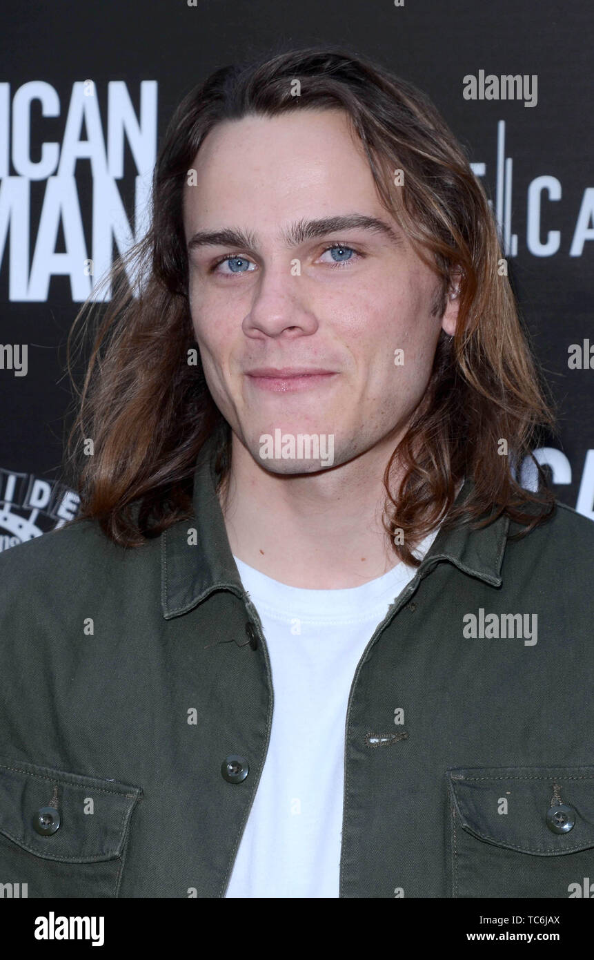 Alex neustaedter hi-res stock photography and images - Alamy