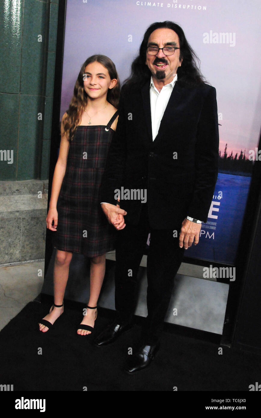 Leonardo dicaprio and george dicaprio hi-res stock photography and ...