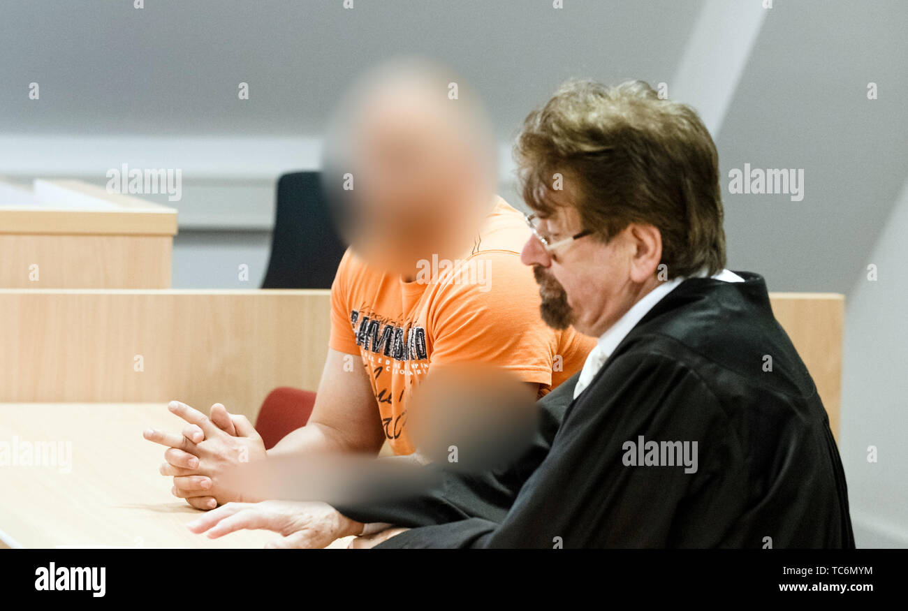 Lubeck, Germany. 06th June, 2019. In the courtroom of the Regional ...