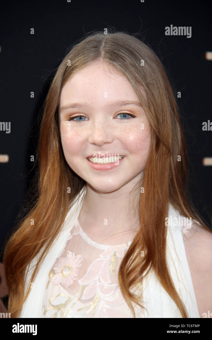 Summer Fontana 06/04/2019 "Dark Phoenix" Premiere held at the TCL ...