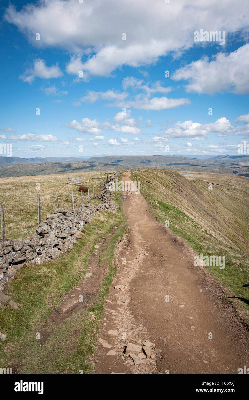 Climbing whernside hi-res stock photography and images - Alamy